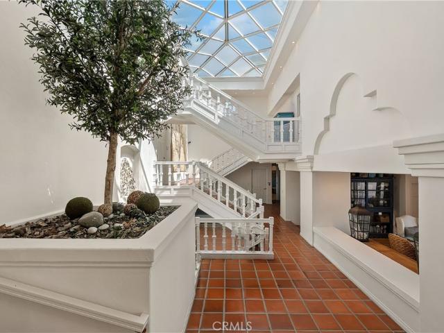 21 Ridgeline Drive