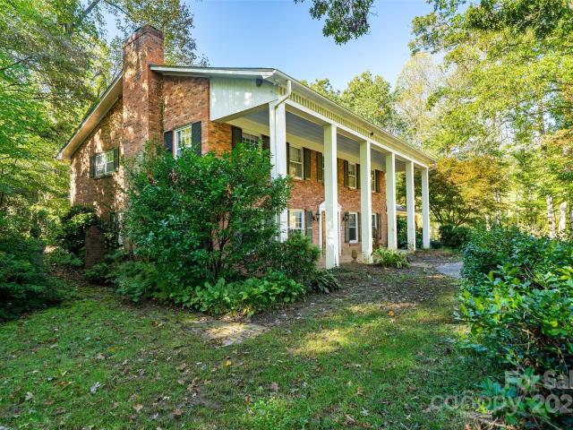 21 Riverbend St, Canton, NC 28716 | MLS #4241