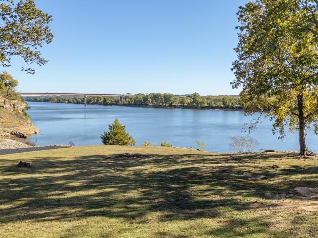 21 Rivers Edge Cv