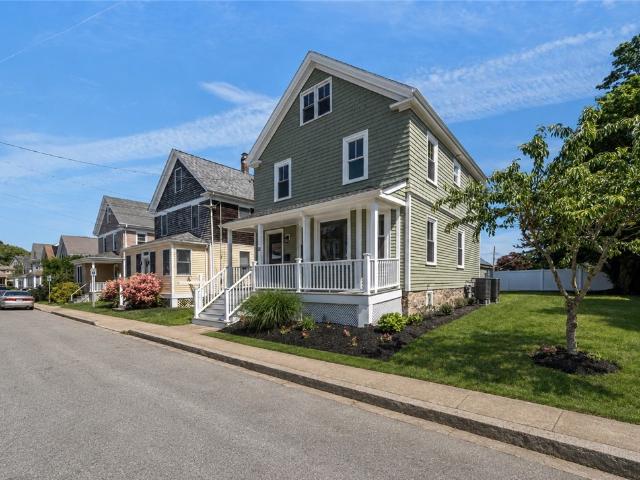 21 Russell Avenue