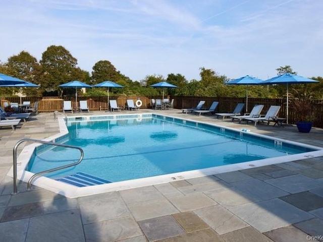 21 S Fulton Dr Unit 29, Montauk, NY 11954