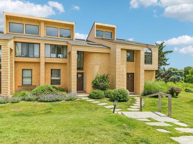 21 S Fulton St Unit 5, Montauk, NY 11954