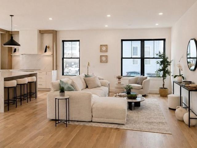 21 S Waverly St Unit 21, Boston, MA 02135