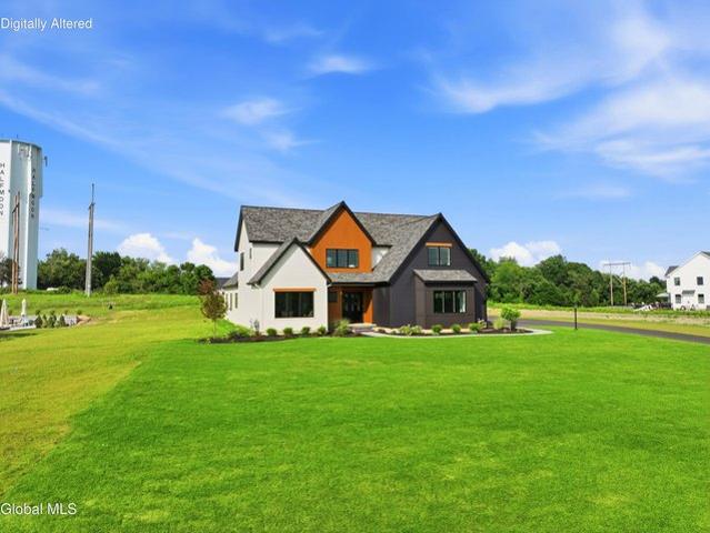 21 Schermerhorn Rd, Cohoes, NY 12047