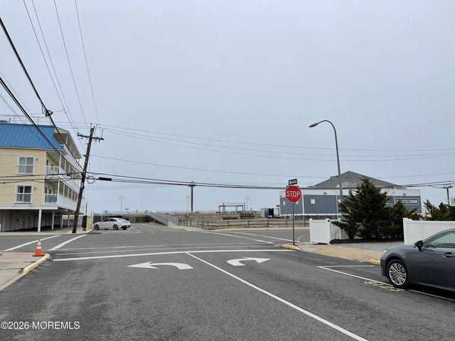 21 Sampson Ave, Seaside Heights, NJ 08751