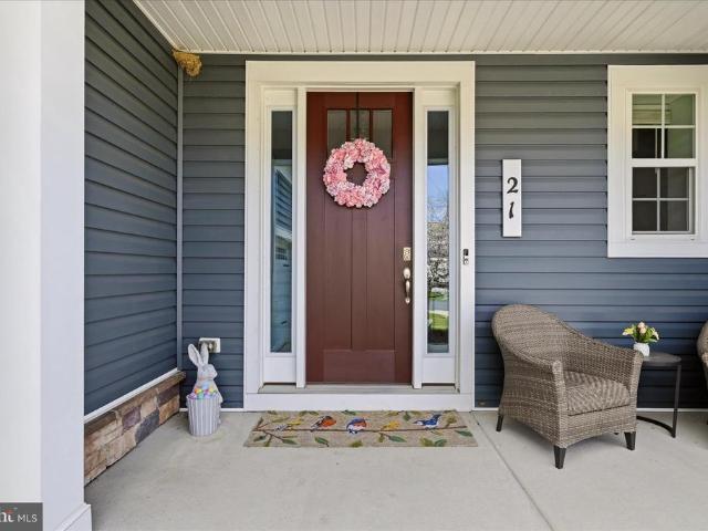 21 Sand Bunker Court