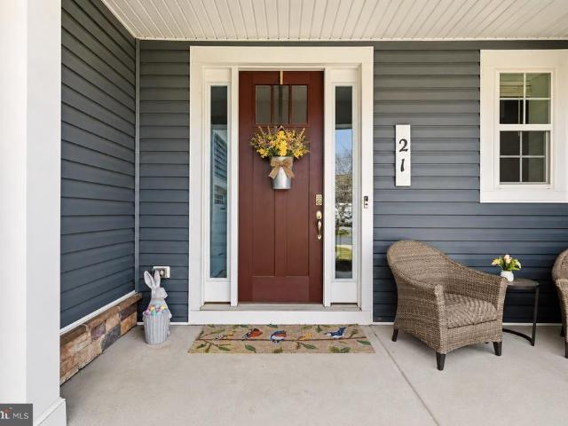 21 Sand Bunker Court