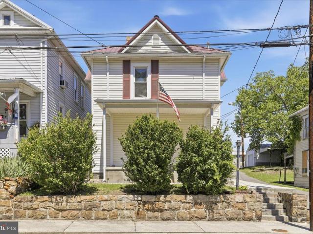 21 Sharpless Street
