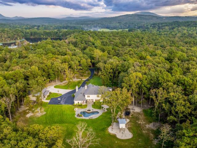 21 Somersett Drive