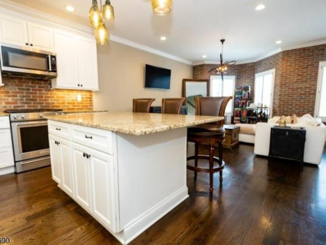 21 Stonybrook Cir