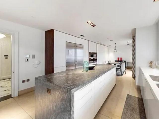 21 Stafford Place, London, SW1E 6NP, United Kingdom | 3 bed apartment for rent #114382784 | Rentberry