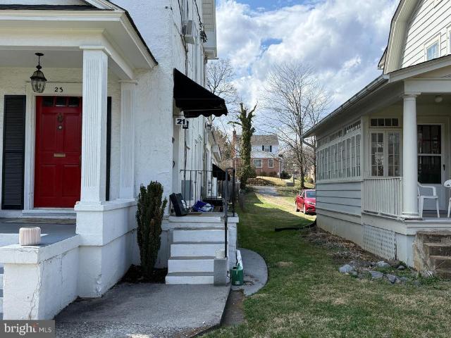 21 Stewart Street S # 2