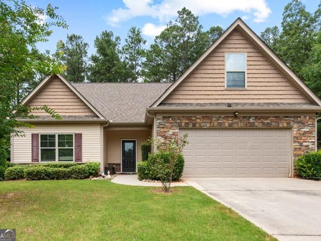 21 Sunny Pt, Newnan, GA 30263
