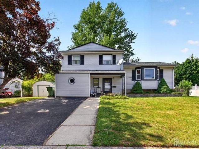 21 Sulliman Rd, Edison, NJ 08817