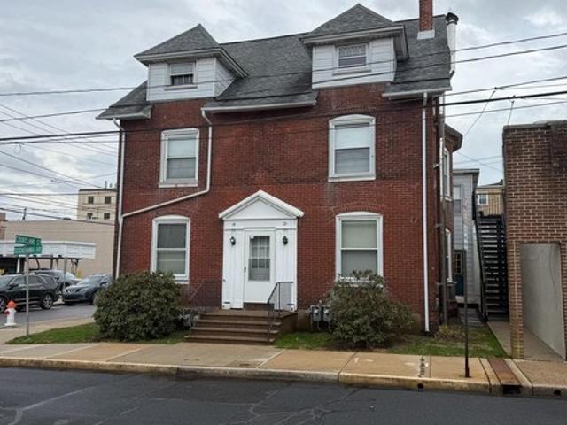 21 Susquehanna Ave, Lansdale, PA 19446