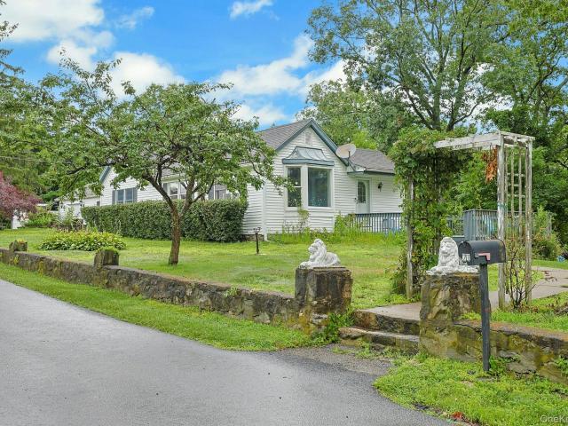 21 Sycamore Lane