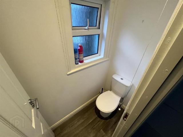 21a Clandeboye Road, Bangor, BT20 3LB