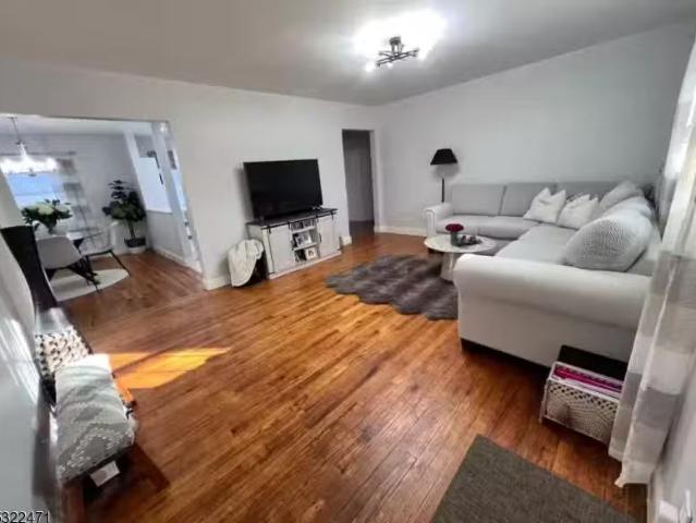 21D W Roselle Ave, Roselle Park, NJ 07204 MLS 3932564