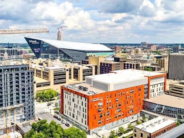 21st Floor Corner Unit | Downtown Luxury Living w/ Balcony, Parking & Amenities