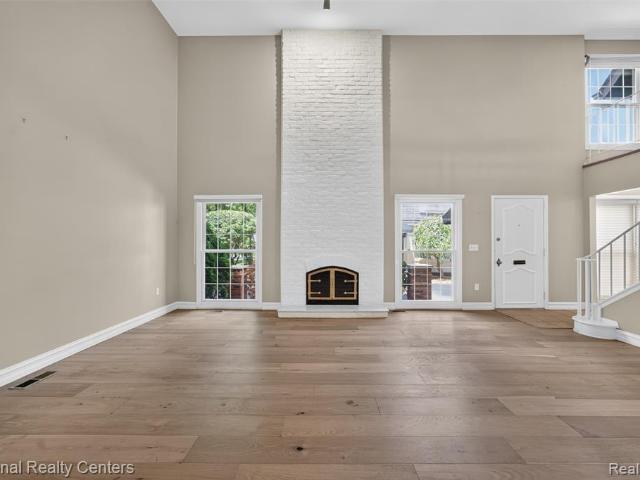22045 Shore Pointe Lane # 60