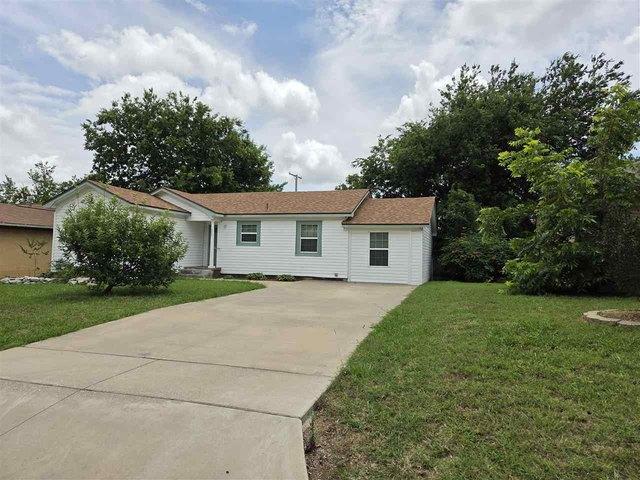 2204 NW Williams Ave, Lawton, OK 73505