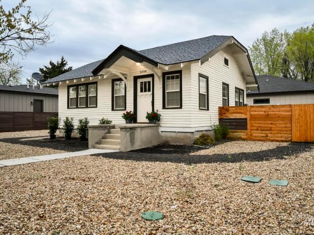 2204 N 28th St, Boise, ID 83703 | MLS #98981 | Compass