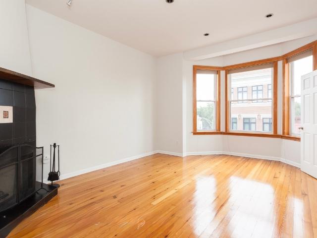 2204 N Clybourn Avenue # 3