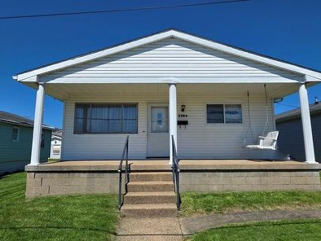 2204 Ohio St, Moundsville, WV 26041