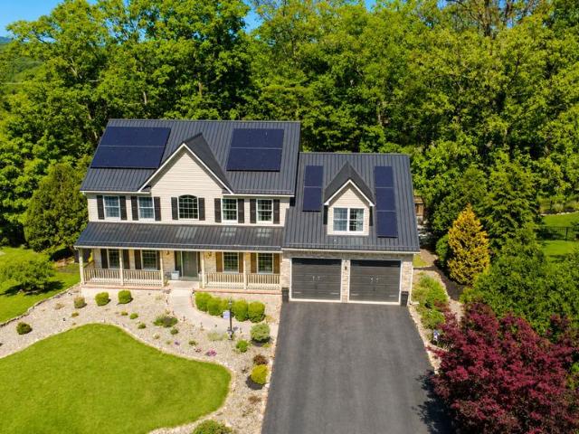 2204 Acorn Circle