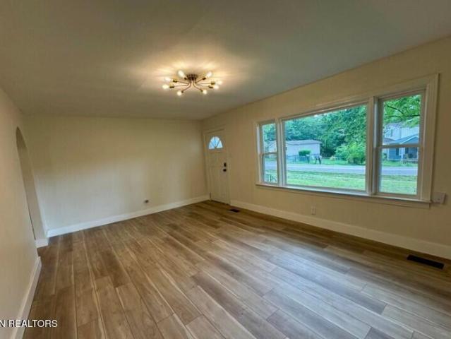 2204 Bradshaw Garden Rd
