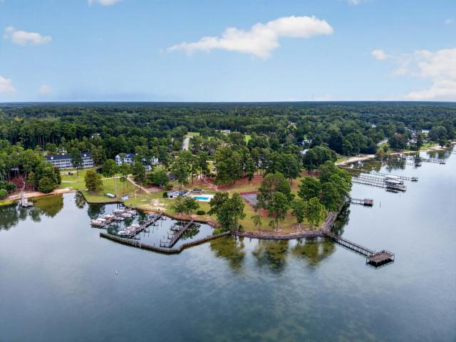2204 Cypress Pointe Lane B204