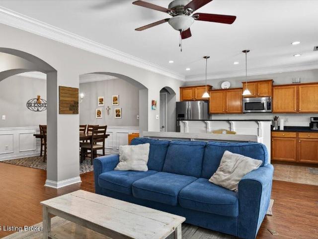 2204 Cherry Creek Rd
