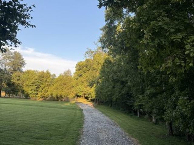 2204 Fairfield Rd, Westmoreland, TN 37186