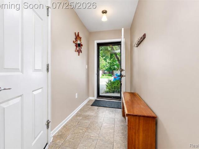 2204 Knotty Pine Trail