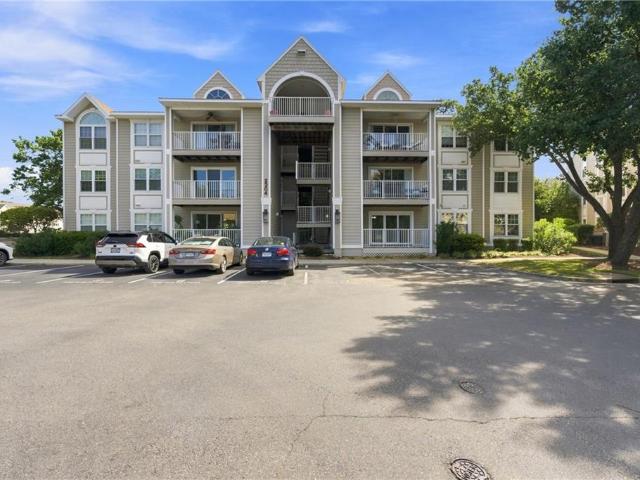 2204 Lesner CRES # 101