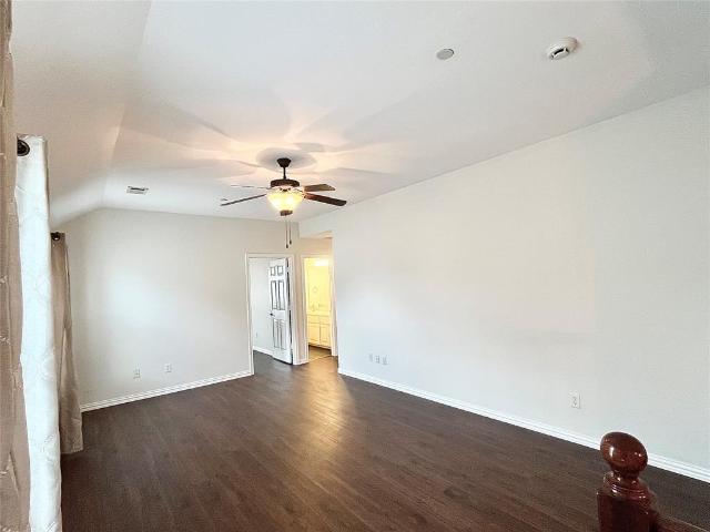 2204 Paige Court