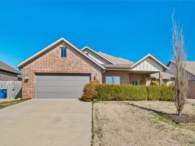 2204 SW WORTHINGTON AVE, BENTONVILLE, AR 72713 Single Family R.