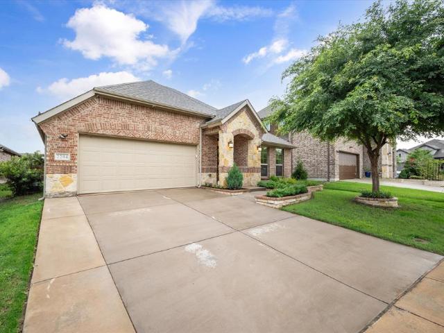 2204 Saratoga Drive
