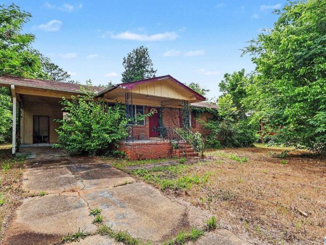 2204 Short 14Th Street N