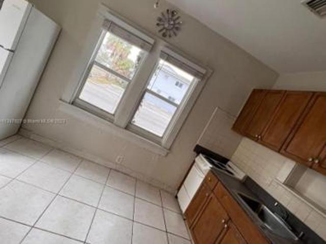 2204 Van Buren St #2, Hollywood, FL 33020