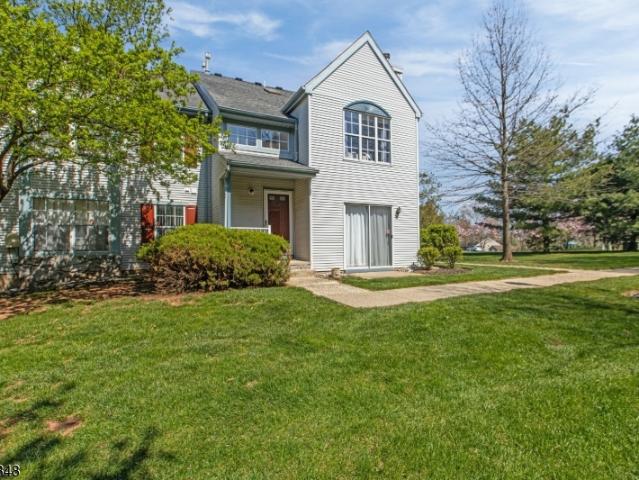 2204 Vroom Dr