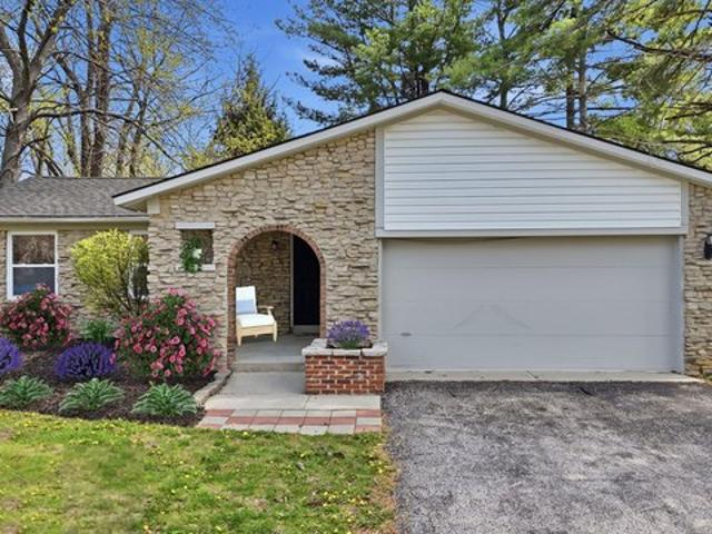 2204 Walnut Way, Noblesville, IN 46062