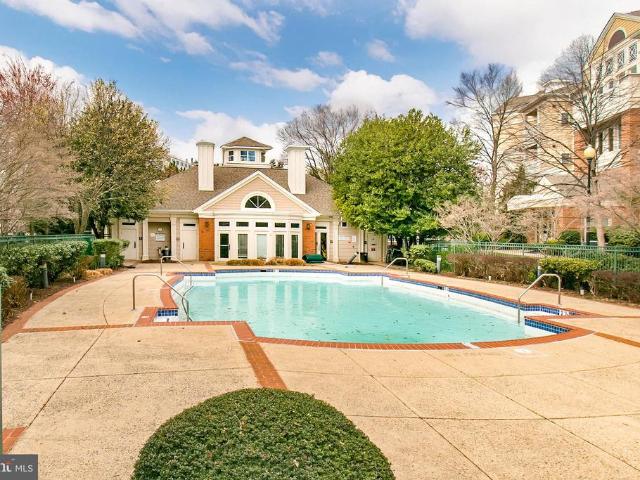 2204 Westcourt Lane # 306