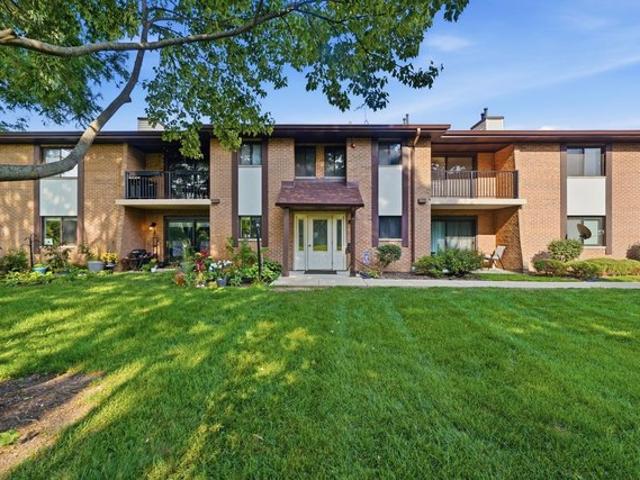 2204 Wharf Dr Apt 2306, Woodridge, IL 60517
