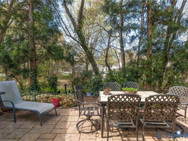 2205 Magnolia Grove Way