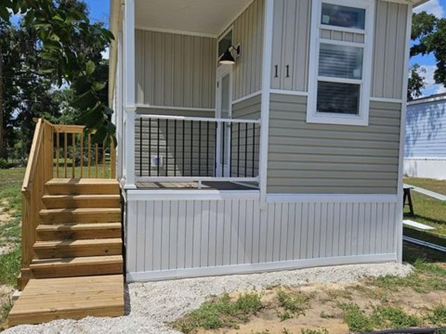 2205 Martin Rd, Dover, FL 33527