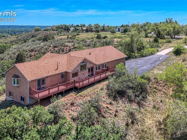 2205 Mesa Road