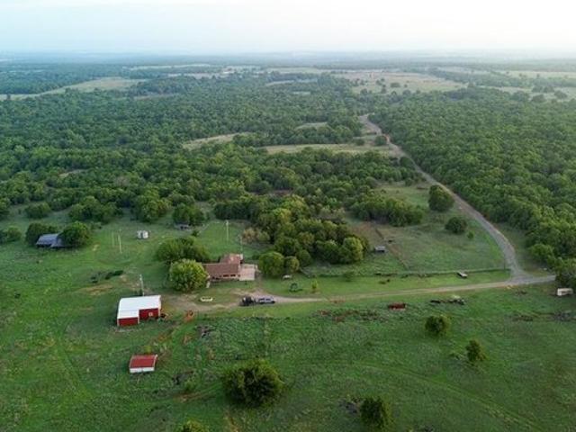 2205 N County Road 1560, Rush Springs, OK 73082