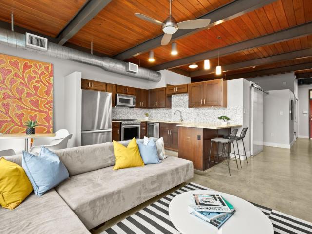2205 N Lamar Blvd, 114, Austin, TX