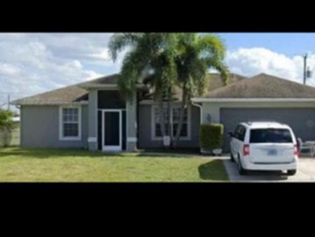 2205 NE 8th Pl, Cape Coral, FL 33909 | MLS #2026005 | Compass